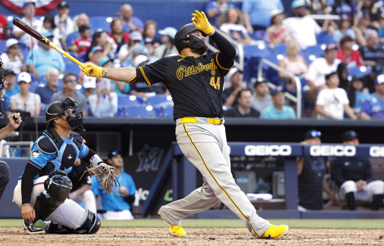 Rowdy Tellez Homers as Pirates Beat Marlins 9-7 in 10 Innings for 4 ...